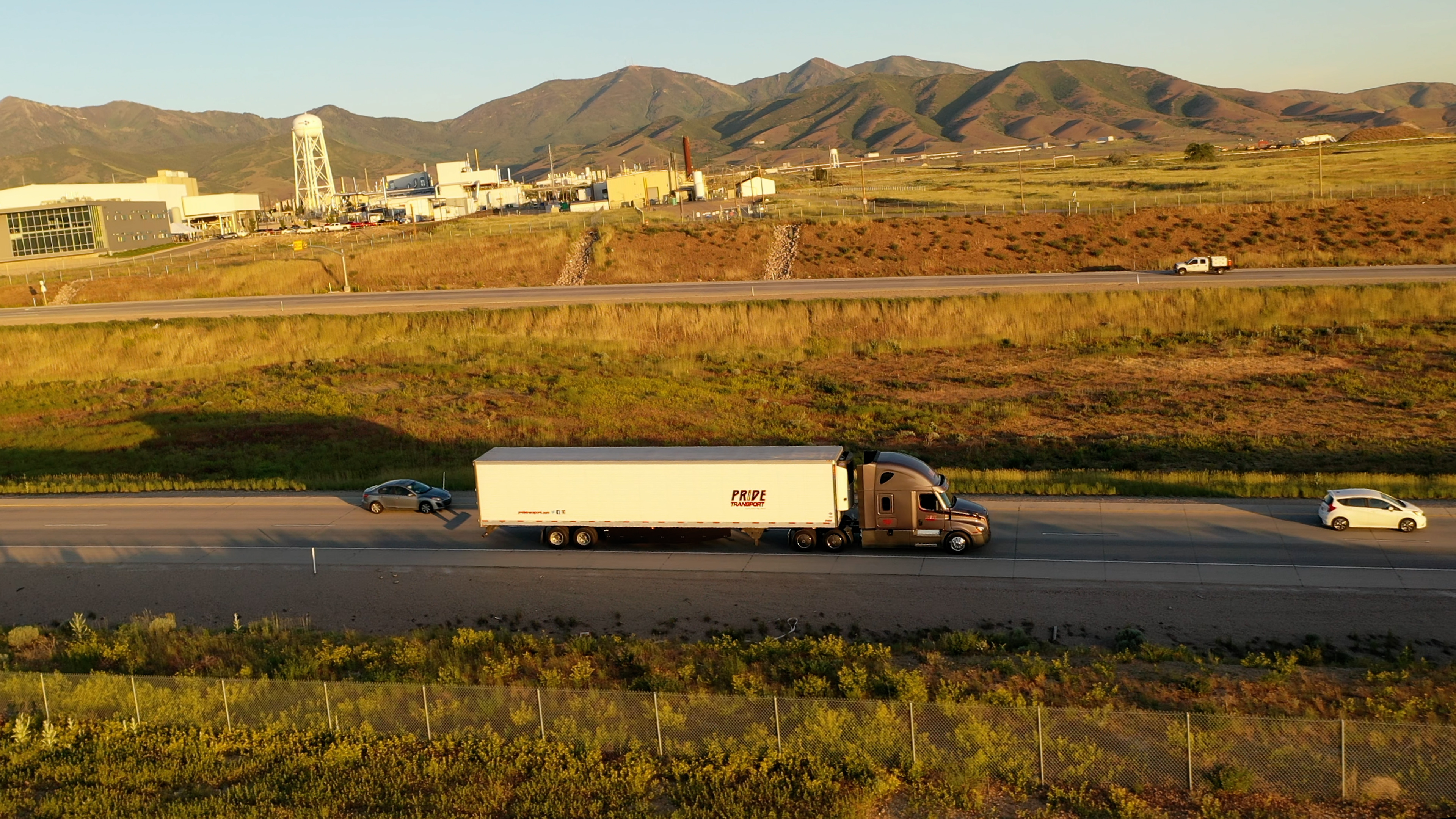 What Are Deadhead Miles in Trucking? | Pride Transport